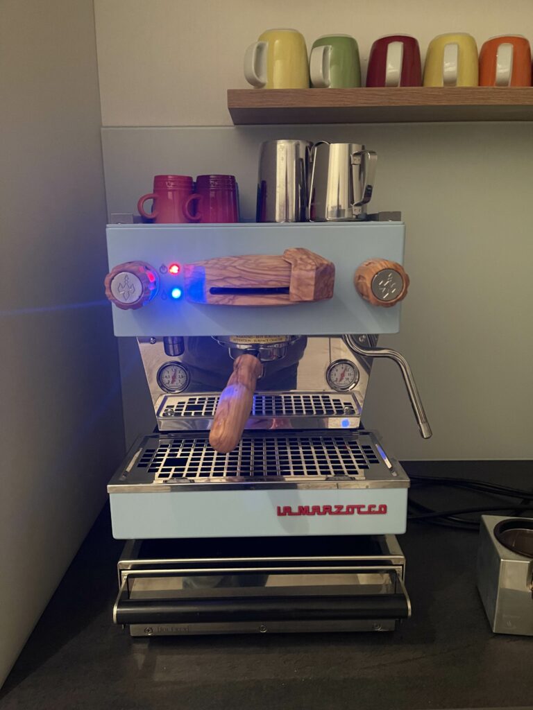 Linea Mini Holzset | grafikus-coffeetec.de